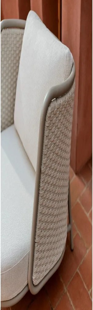 Krémové/taupe polstrované zahradní křeslo Sedalis – Kave Home