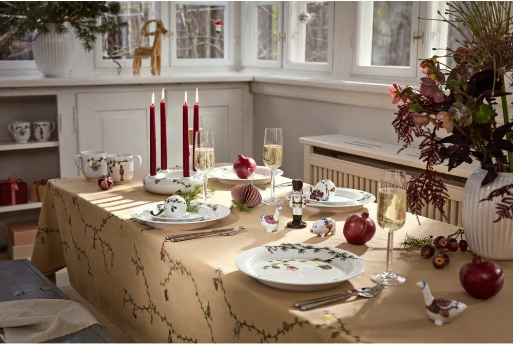 Porcelánový adventní svícen s vánočním motivem Hammershøi Christmas – Kähler Design