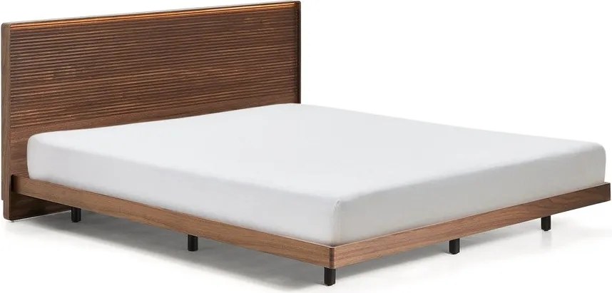 Hnědá dvoulůžková postel z březového dřeva s roštem 160x200 cm Norlen – Kave Home