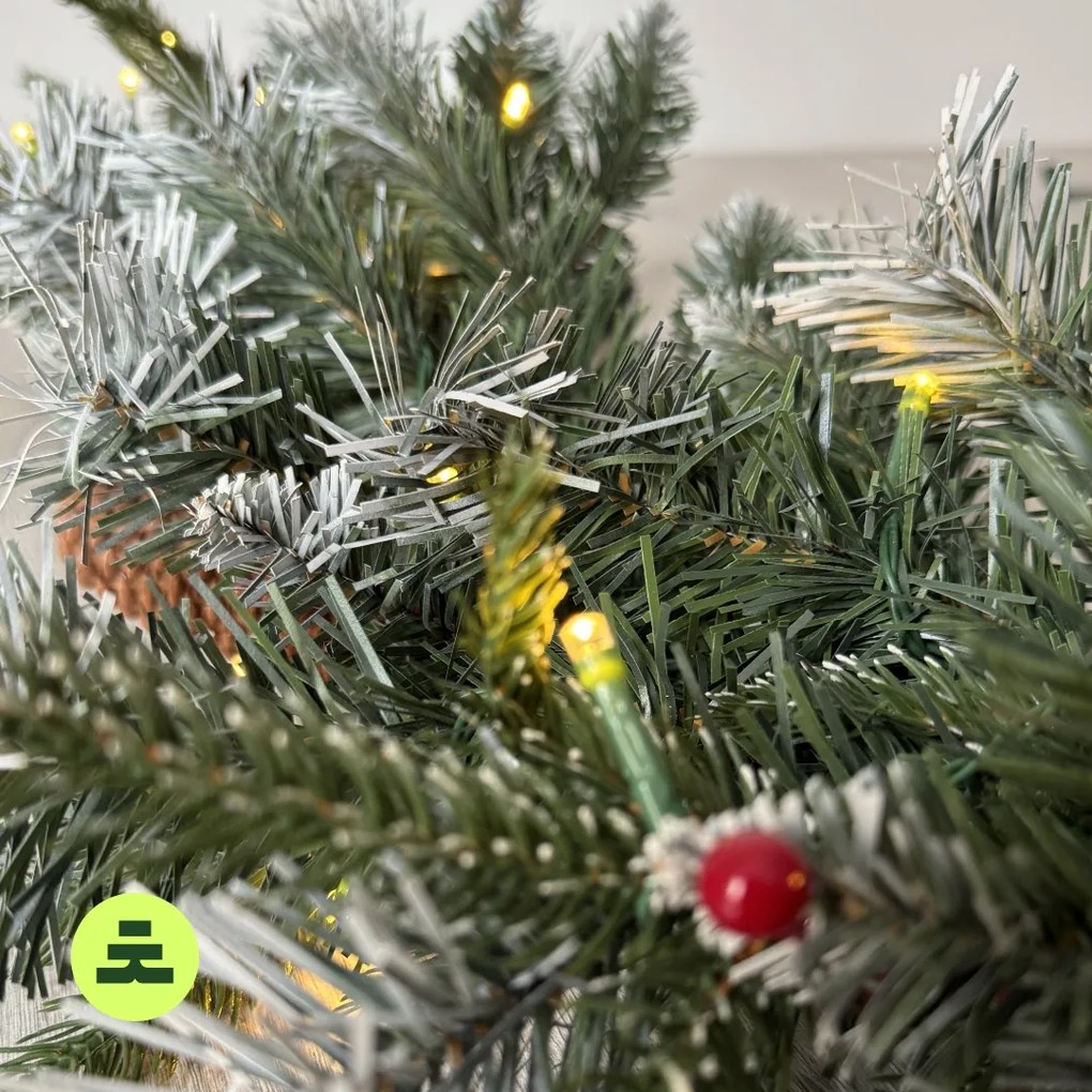 Girlanda Zasněžená Zdobená 70 LED 300 cm