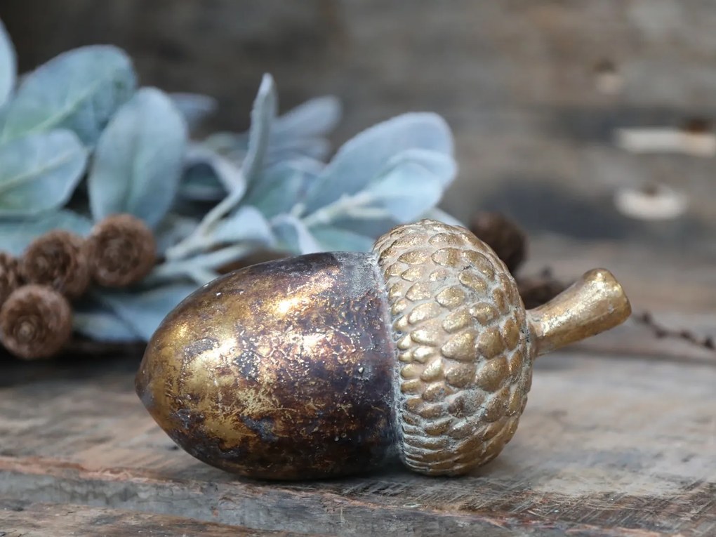 Zlatá dekorace s patinou žalud Acorn antique - Ø 9 * 16cm