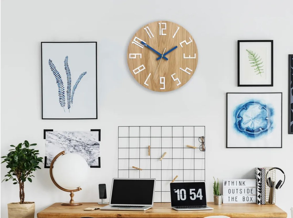 M.Clock Unikátní nástěnné dřevěné dubové hodiny 33,5cm různé barvy Barva: růžové