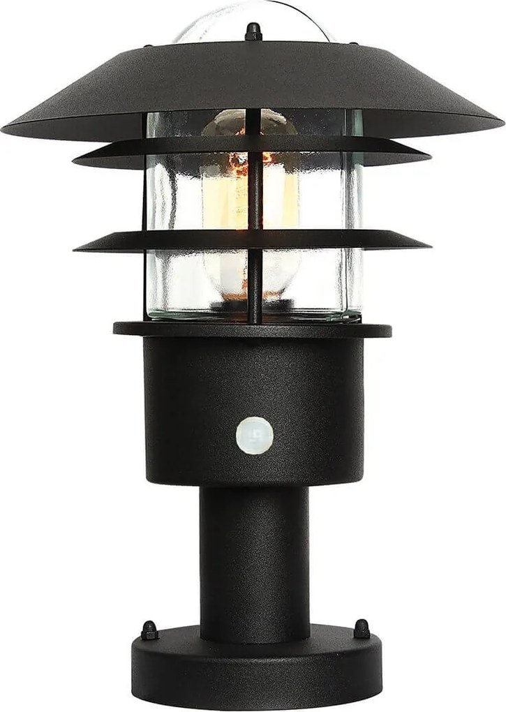 Nízká venkovní lampa s čidlem Elstead HELSINGOR/černá/30 cm