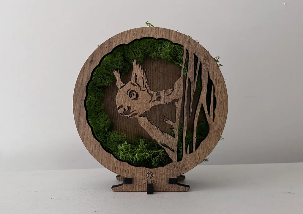 Li-Go "Mechová veverka" lampa 20x22cm provedení povrchu: dub světlý