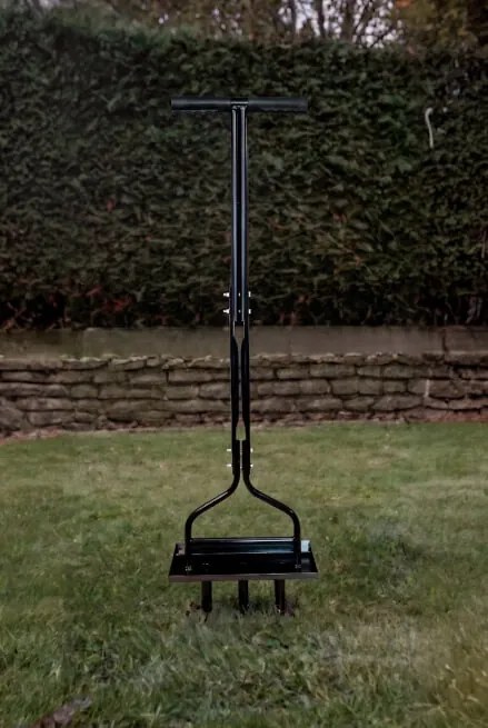 IQ Garden Aerifikační vidle se sběračem a 3 dutými hroty 326108