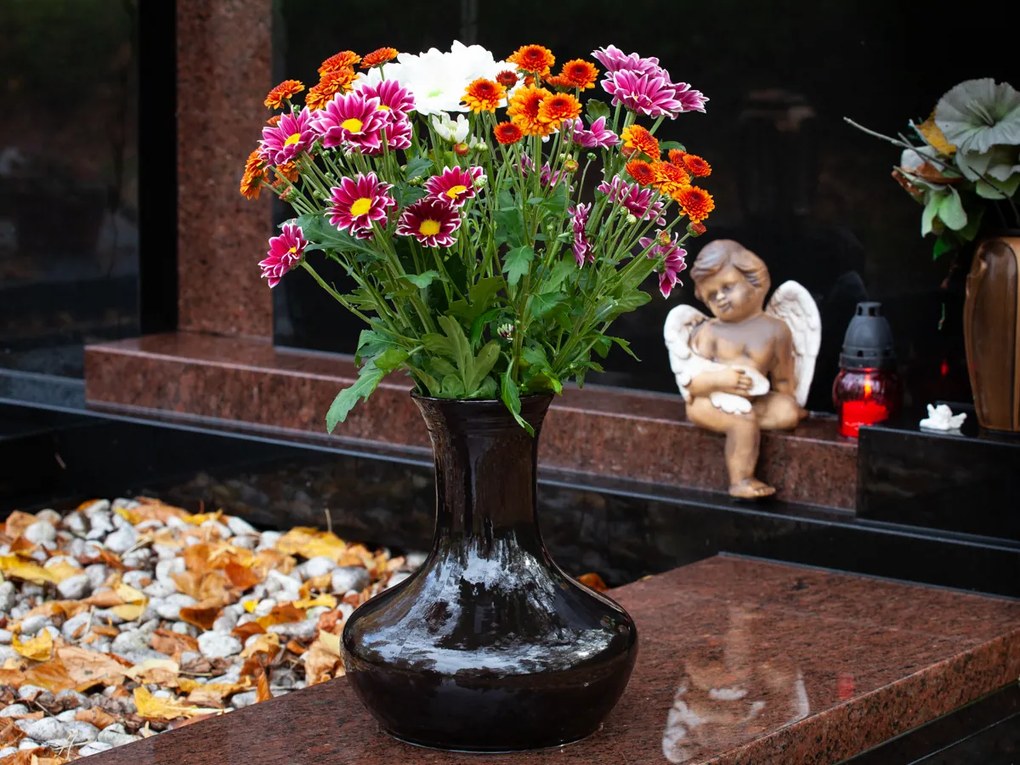 Keramická hřbitovní váza A - černá