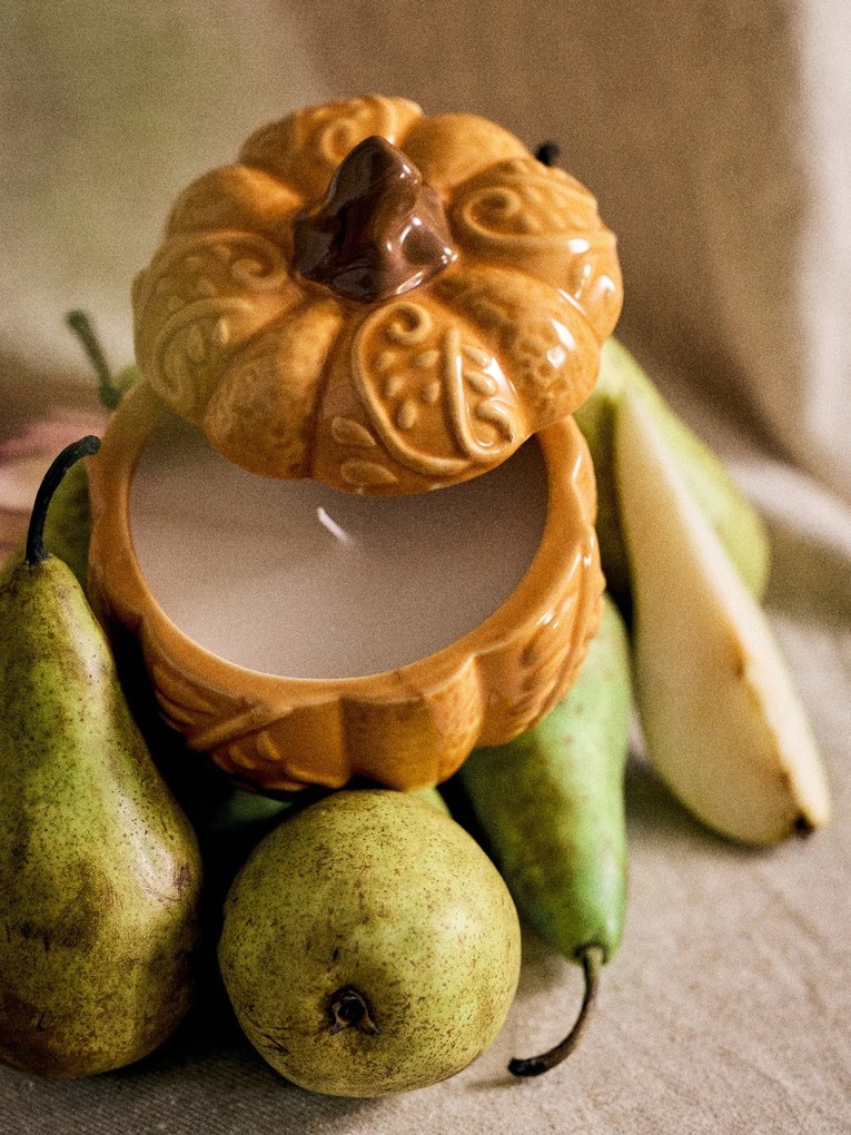 Sinsay - Vonná svíčka ve tvaru dýně Cinnamon - oranžová