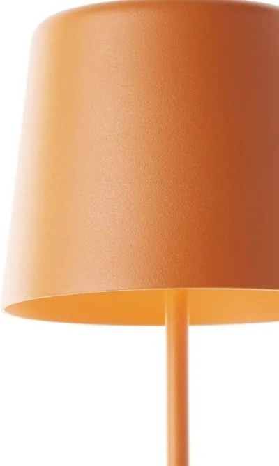Brilliant G90939/77 Venkovní AKU stolní lampa KAAMI oranžová USB-C