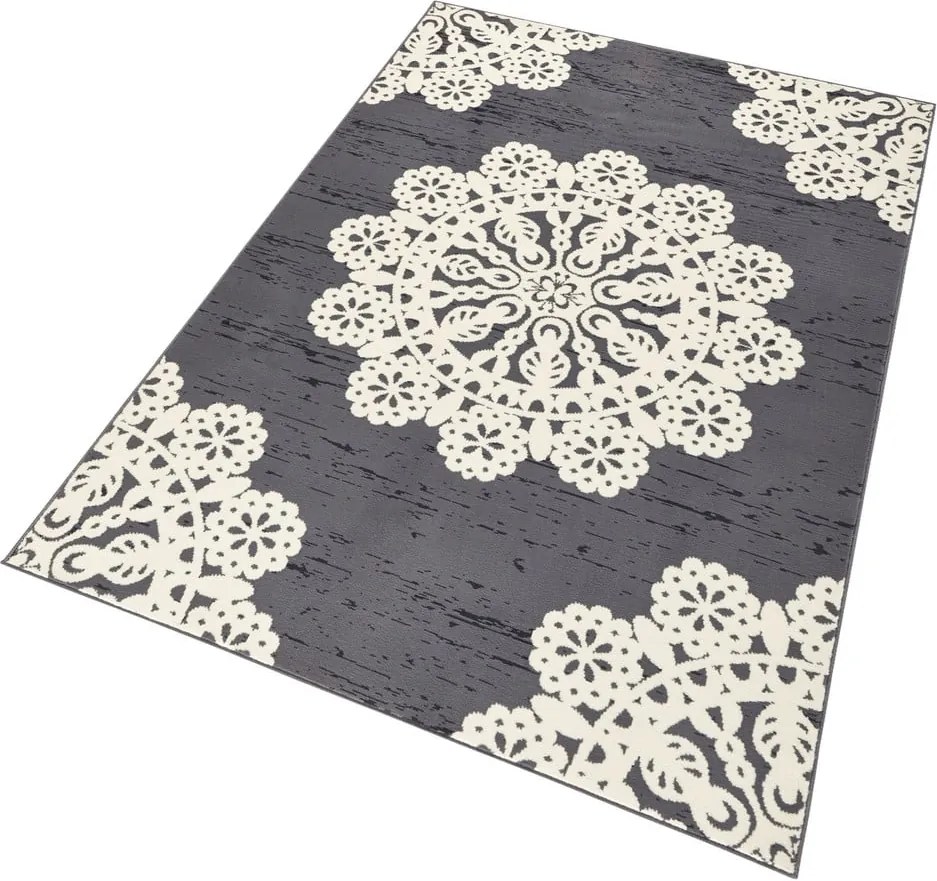 Šedý koberec Hanse Home Gloria Lace, 80 x 150 cm