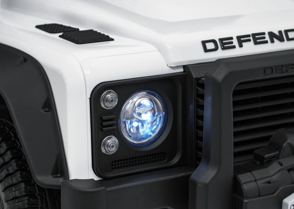 Ramiz Vozidlo Land Rover Defender 110 SVX Concept bílé