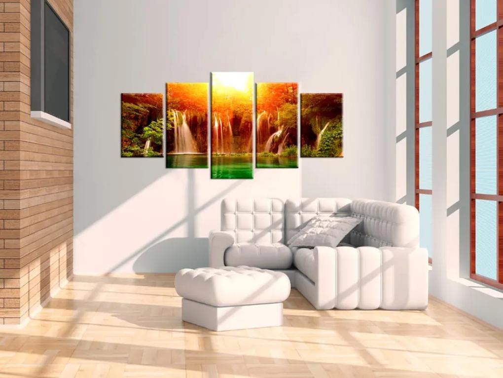 Obraz Vodopád v ohni barev (5-dílný) - slunečný ráj pestrobarevné přírody