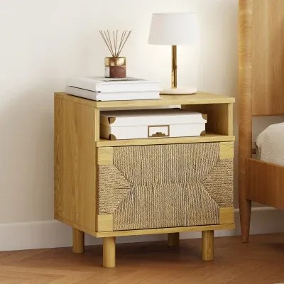 HOMCOM boho noční stolek s dveřmi z papírového lana, otevřená přihrádka s otvorem pro snadné otevírání 45x39x50 cm dub
