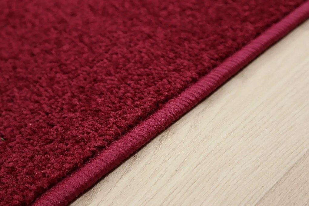 Vopi, Běhoun na míru Eton vínově červený, šíře 90 cm, červená, chodba / předsíň