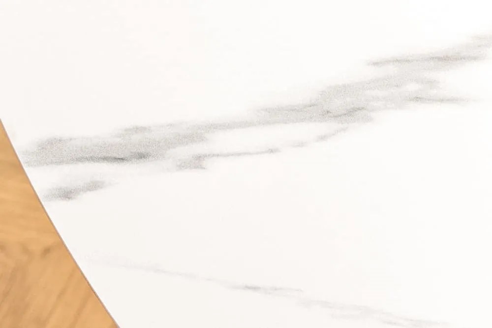 Kulatý keramický jídelní stůl Yenibeth 120 cm bílý mramor / dub
