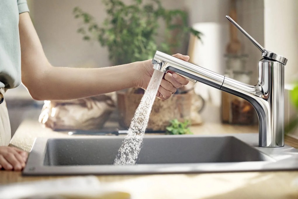 Hansgrohe Zesis M33, dřezová baterie 150, s výsuvnou sprškou, EcoSmart, chromová, 74810000