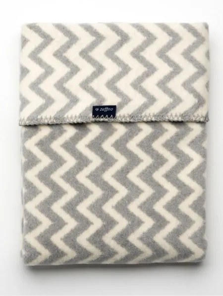 WOMAR Dětská bavlněná deka se vzorem Cik-Cak Womar 75x100 šedo-bílá