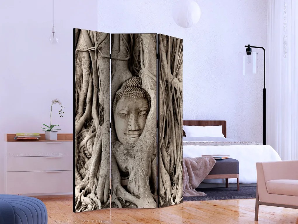 Pokojová zástěna Buddha strom (3dílný) - posvátná postava mezi tlustými kořeny