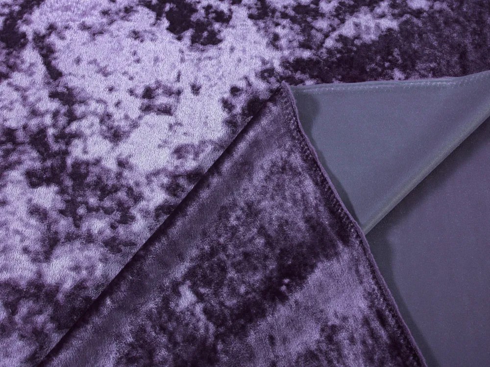 Biante Sametový oválný ubrus Diana DI-006 Tmavě fialový 120x140 cm