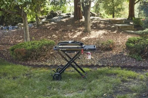 Plynový gril WEBER Traveler model 2026