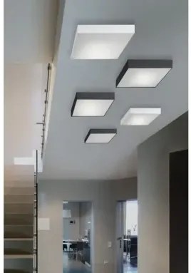 LED stropní svítidlo Monza S 40 CCT černá s dálkovým ovladačem