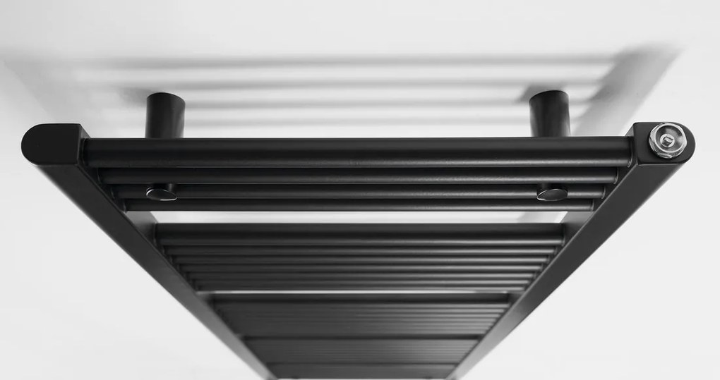 Aqualine Direct otopné těleso rovné boční připojení 450 x 1680 mm černá mat ILR64B