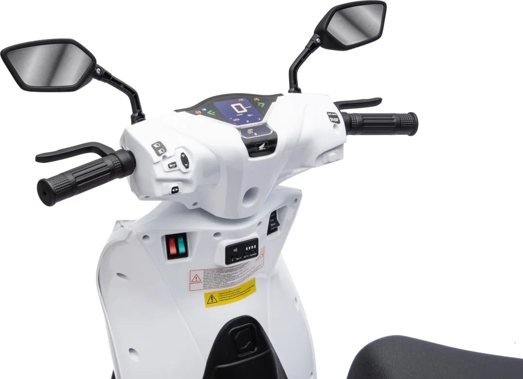 Ramiz Skútr Honda SH125i bílý