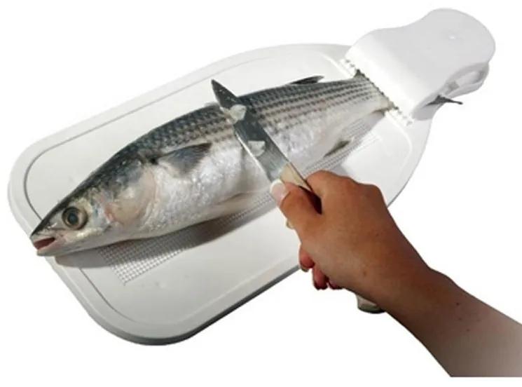 Plastové prkénko na ryby