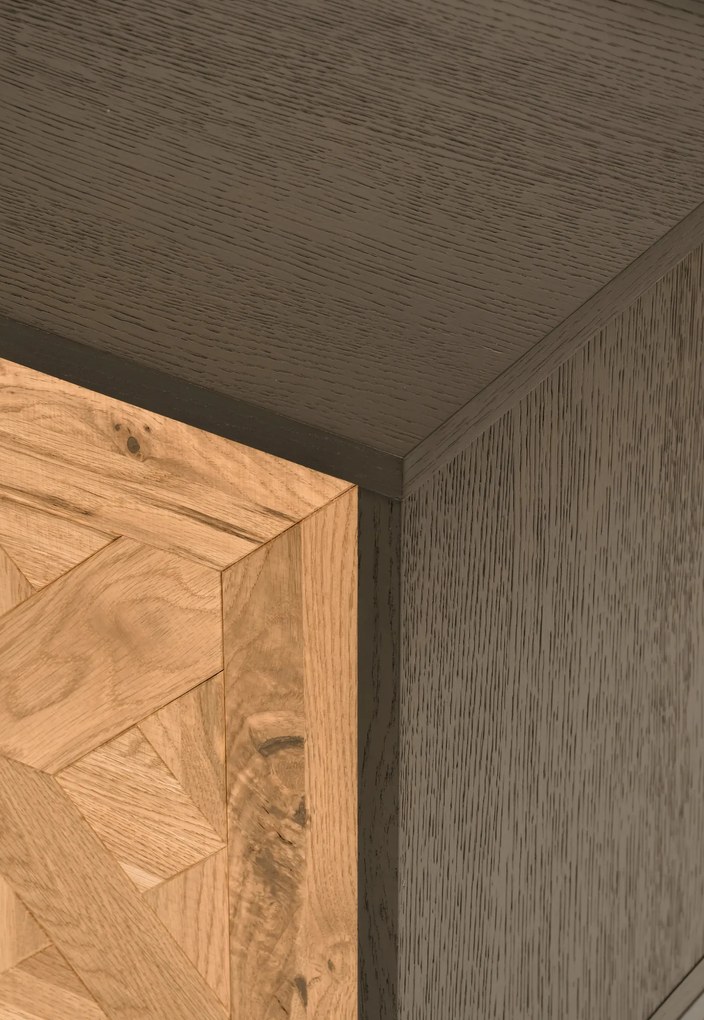 TV stolek Indus 133 cm z masivu dub přírodní/grafit