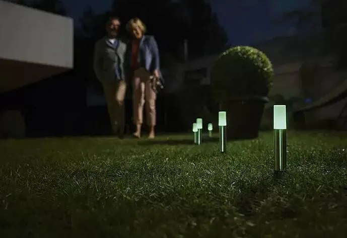 Venkovní LED světelný řetěz Ledvance Garden Spot / 38 x 365 mm / 5 světel / teplá bílá