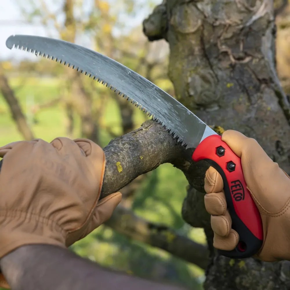 Pilka FELCO 630 se zahnutým plátkem