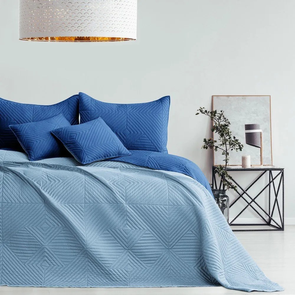 Modrý prošívaný přehoz z mikrovlákna 220x240 cm Softa – Restilo