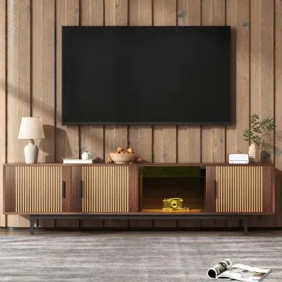 Aosom Nízká TV komoda s LED osvětlením, 3 dveře se vyřezávanou strukturou, hodně úložného prostoru, 200 x 35 x 53 cm, přírodní barva