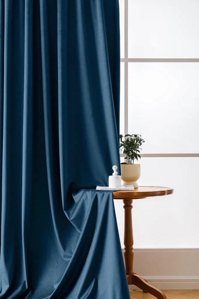 Petrolejový zatemňovací závěs VELVET 140x270 cm Zavěšení: Řasící páska