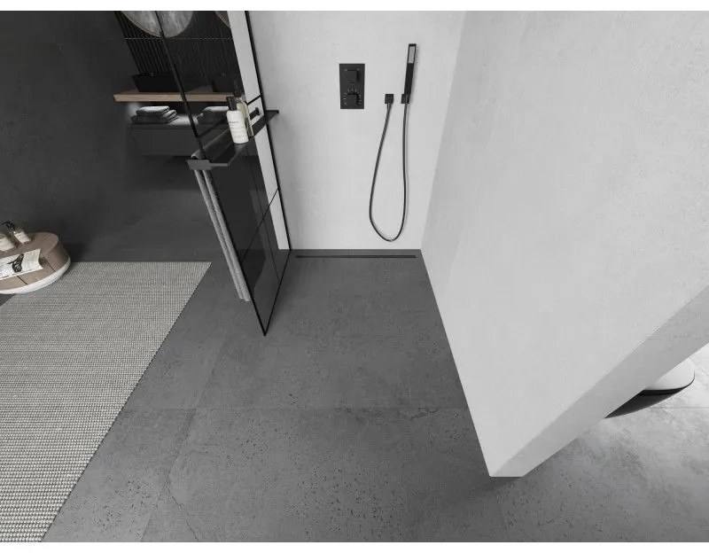 Mexen Kioto+ L, sprchová zástěna Walk-In s poličkou a věšákem 70 x 200 cm, 8mm čiré sklo černý vzor, černý profil, 800-070-123-70-77