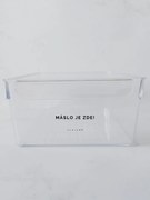 MÁSLO JE ZDE! - Samolepka na dózy do lednice, 6 x 4 cm