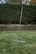 IQ Garden 318770 Nivelační a zapravovací brána 75 cm - pozinkovaná