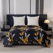 Přehoz na postel GOLD BUTTERFLY černý Rozměr: 170 x 210 cm