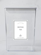MATCHA TEA – bílá samolepka na dózu, základní písmo, 6 × 8 cm | DomaLEP
