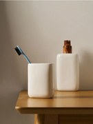 Sinsay - Jednobarevná keramická nádoba na zubní kartáčky - bílá