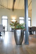 Luxusní květináč OPALA, sklolaminát, výška 55 cm, stříbrná metalíza