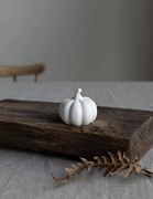 Podzimní dekorace dýně Hagsvik White 6 cm Storefactory Scandinavia