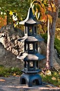 Štíhlá zahradní lampa Pagoda 101 cm