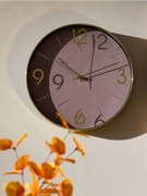 Sinsay - Kulaté nástěnné hodiny - pastelová růžová