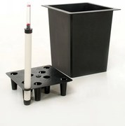 Plastová hranatá vnitřní vložka 34, 32*34*34 cm, se zavlažovacím setem, černá