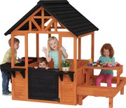 AIYAPLAY dřevěný zahradní domeček pro děti — stůl, lavičky, dřez, dveře, okno a truhlíky, hnědý, 166,3 × 112,5 × 139,7 cm | Aosom