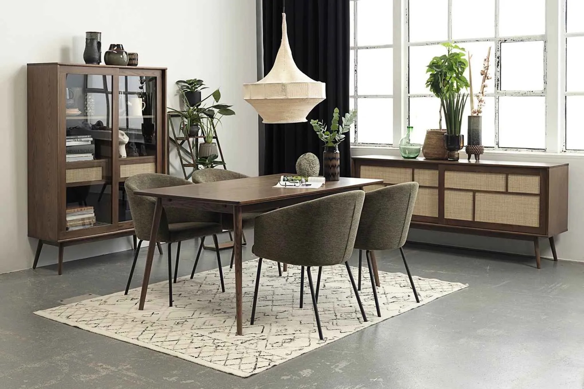 53f1665786353ac8064f995c786f4bef5c0d50ca-designova-vitrina-tallys-160-cm-kourovy-dub.jpg