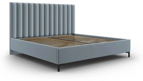 Světle modrá čalouněná dvoulůžková postel s úložným prostorem s roštem 140x200 cm Casey – Mazzini Beds