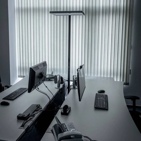 Luctra Vitawork LED stojací lampa 7000lm