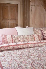 Pip Studio polštář Kairi Bloom 30 x 90 cm - světle růžový (Dlouhý dekorační polštář na postel ve světle růžové barvě. )