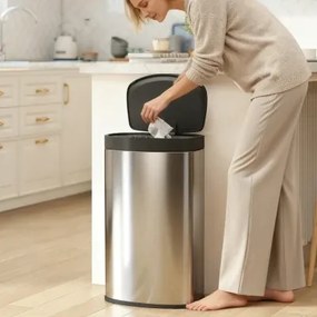 HOMCOM Automatický kuchyňský odpadkový koš 55 l – nerezová ocel, tiché zavírání, bezdotykový, 38×28,5×69 cm, stříbrná